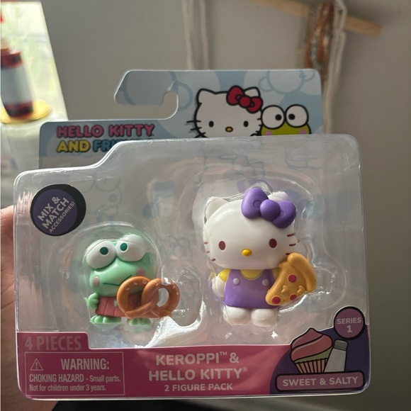 Sanrio | Toys | Sanrio Keroppi Hello Kitty Figure Pack Green And Purple ...